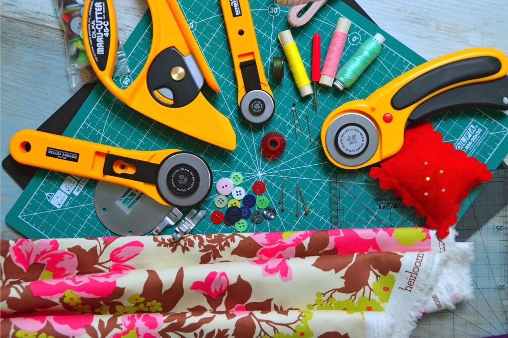 Top 10 Best Rotary Cutters for Quilting Projects - SewingWorker